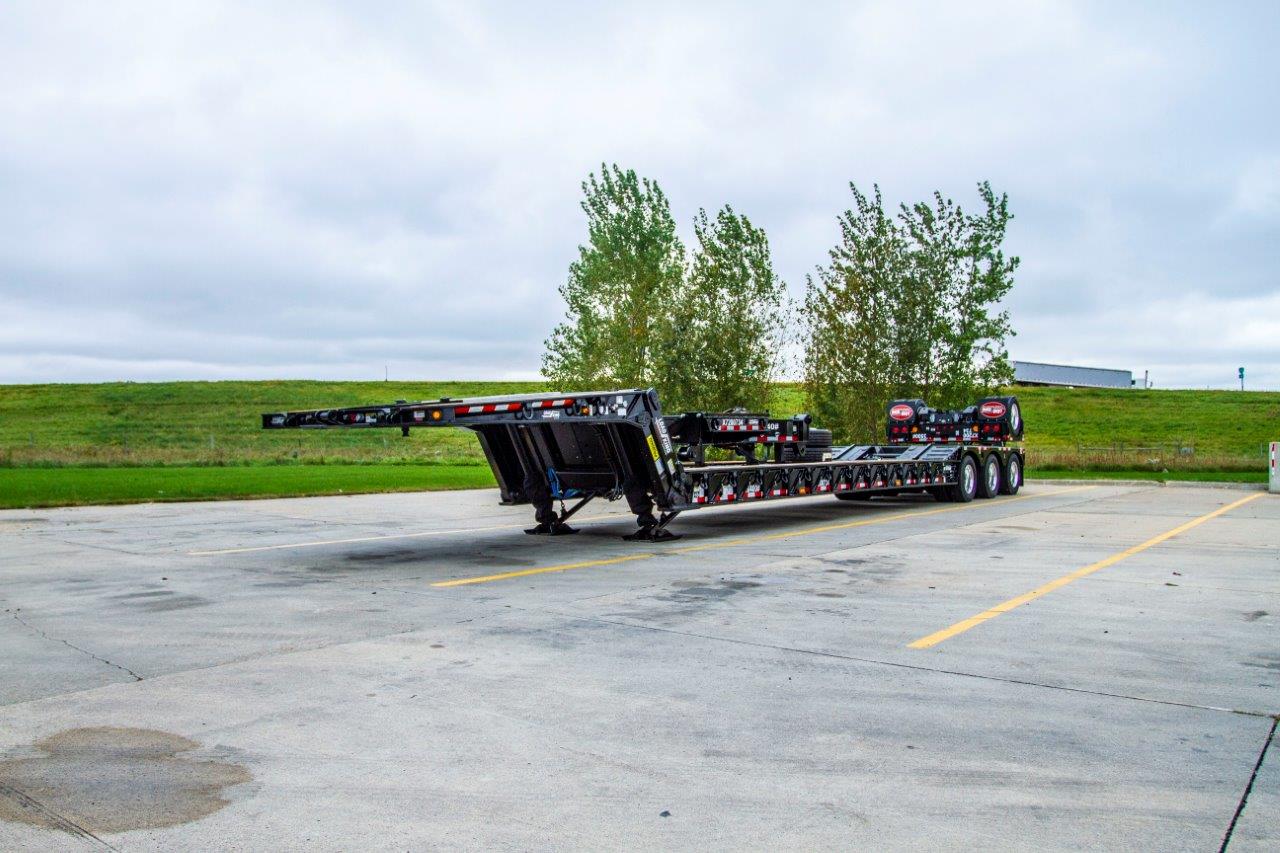 Load King 403-4 DFMR Mechanical Folding Gooseneck Rail Trailer