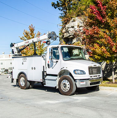 Service & Mechanics Trucks – Onsite Help When Your Equipment Breaks ...